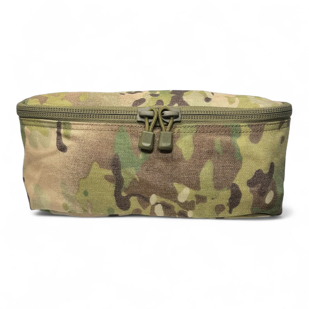 Metal Frame Pouch – Scrubland